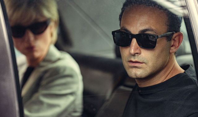 The Crown: Princess Diana and Dodi Fayed seen in first-look images of ...
