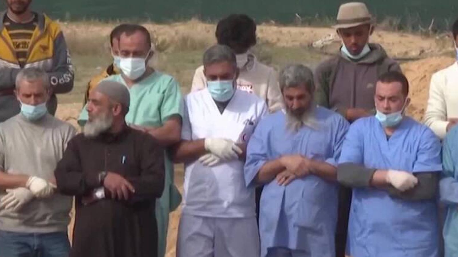 Gaza: Doctors appeal for international help after hospital chief ...