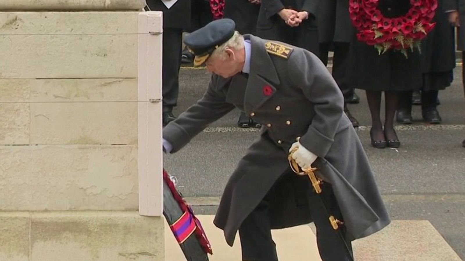 Remembrance Sunday: The King leads service at Cenotaph with other ...
