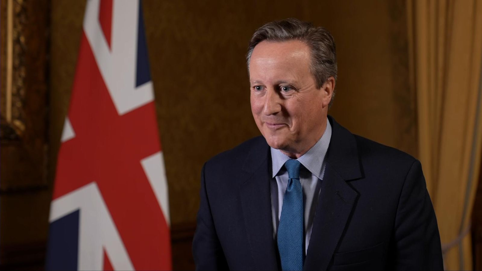 David Cameron aware it's 'not usual' for a PM to return in this way ...