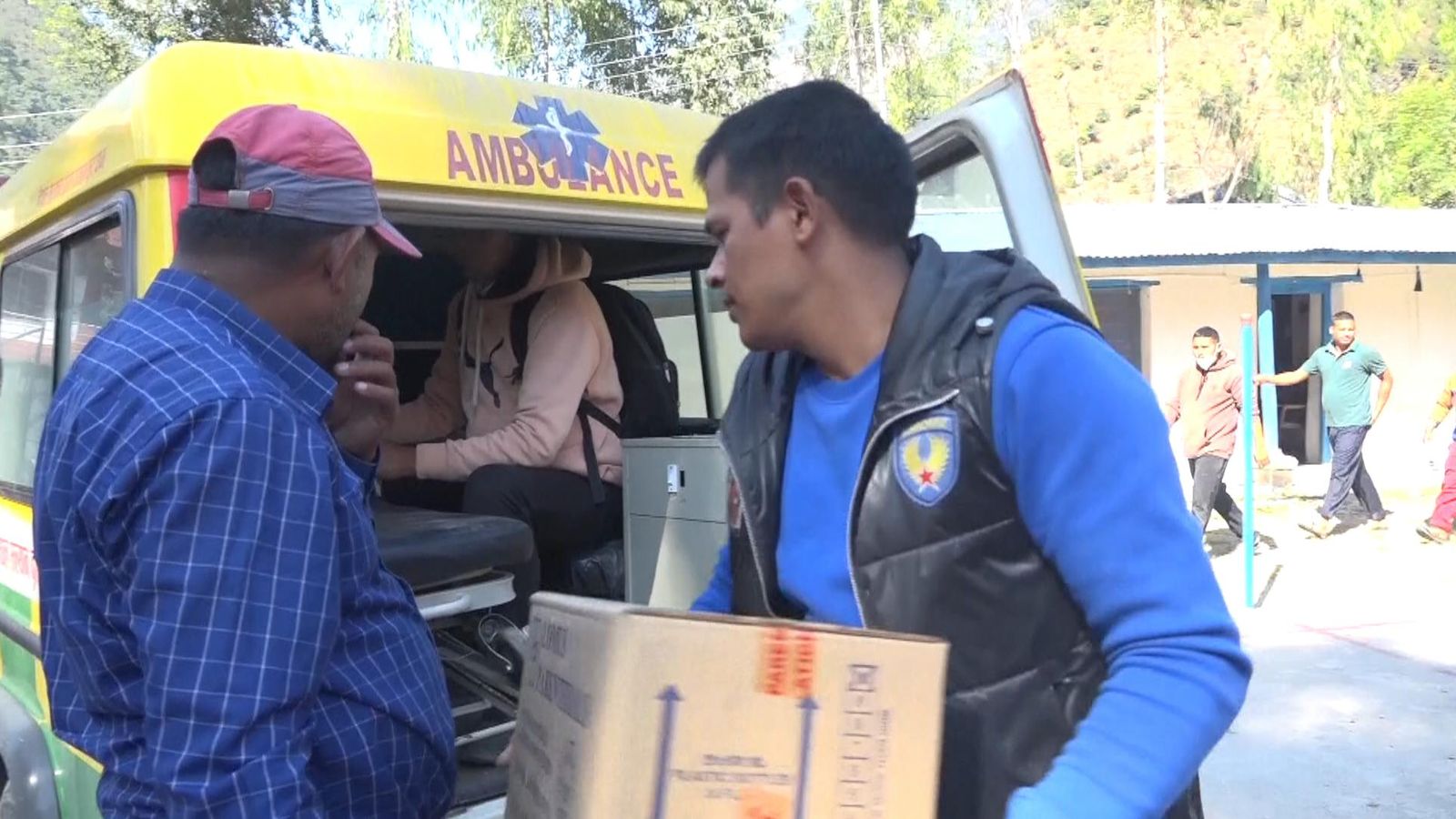 Nepal earthquake: Aid distributed to villages affected by earthquake ...