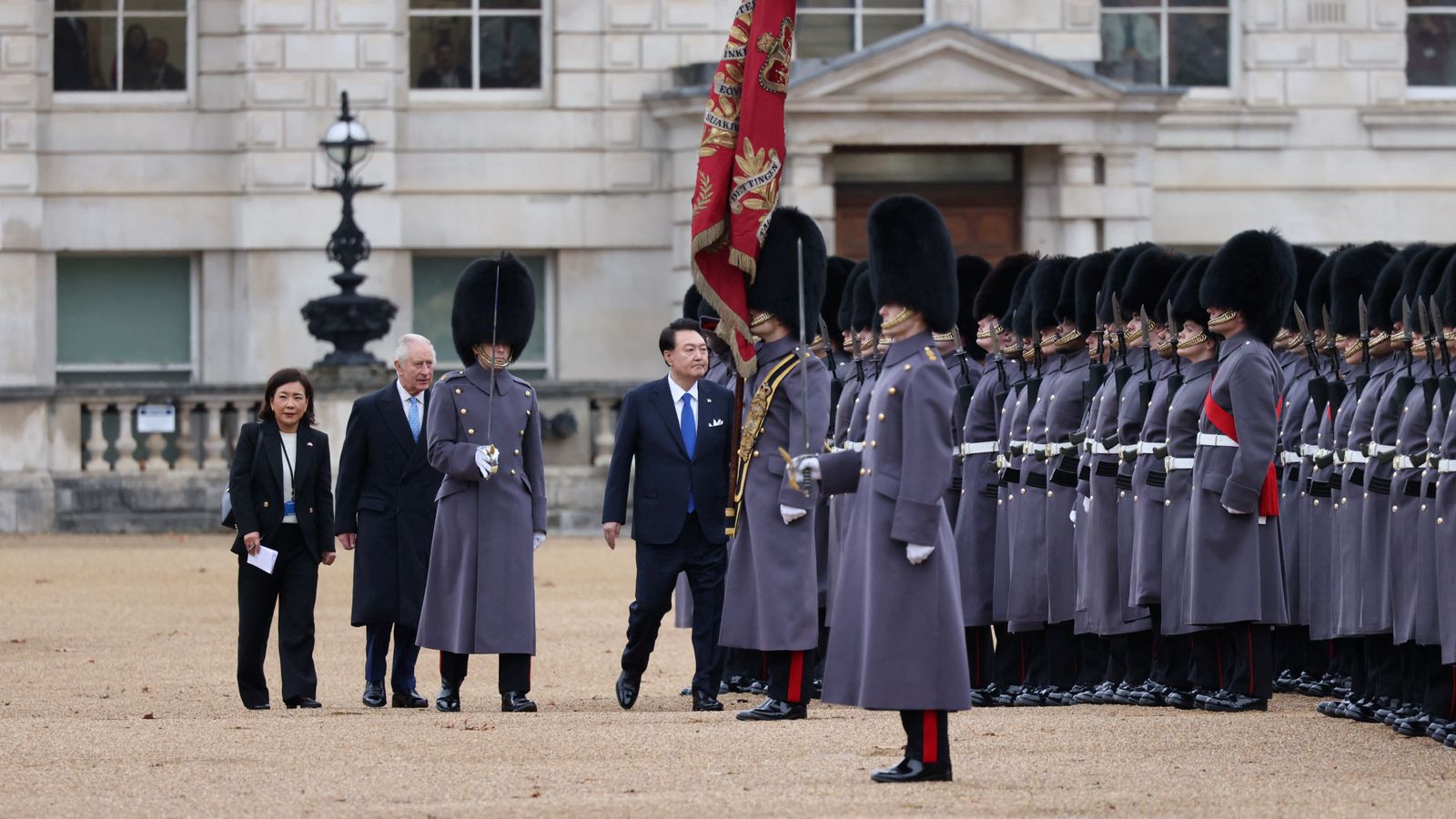 King and Queen roll out red carpet for South Korean president ahead of ...