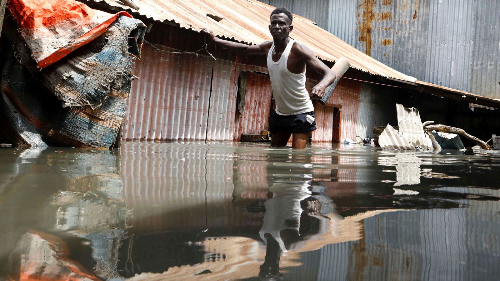 Somalia floods: Dozens dead and thousands displaced after 'worst floods ...
