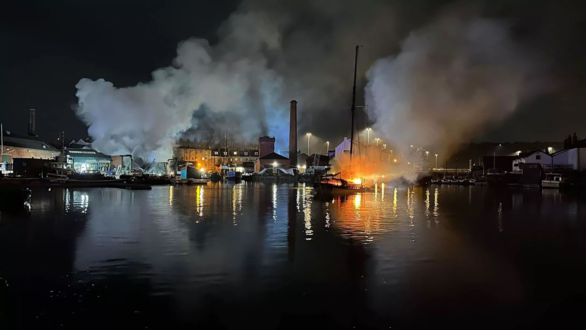 'Clearly dangerous' arsonist behind £2.6m Bristol shipyard fire ...