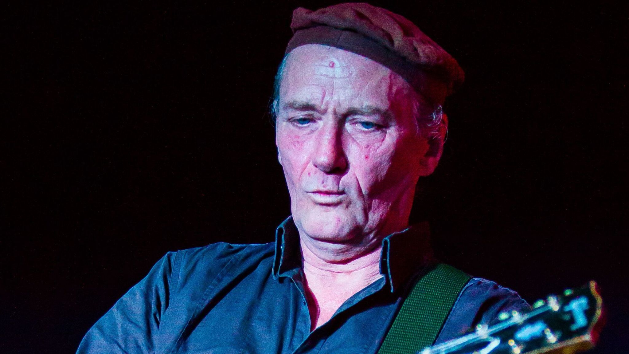 Kevin 'Geordie' Walker: Killing Joke guitarist dies in Prague after ...