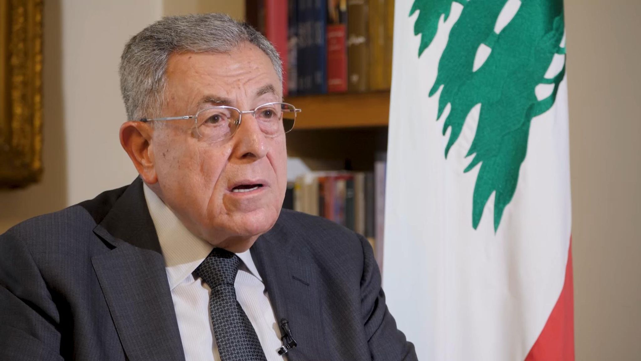 Lebanon on verge of war with Israel as Hezbollah warns 'a billion ...