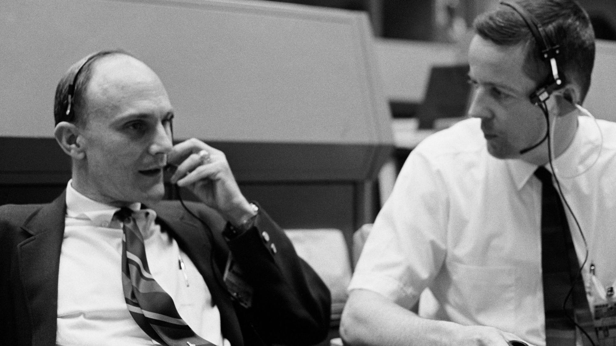 Thomas Ken Mattingly: 'Hero' astronaut who helped save Apollo 13 crew ...