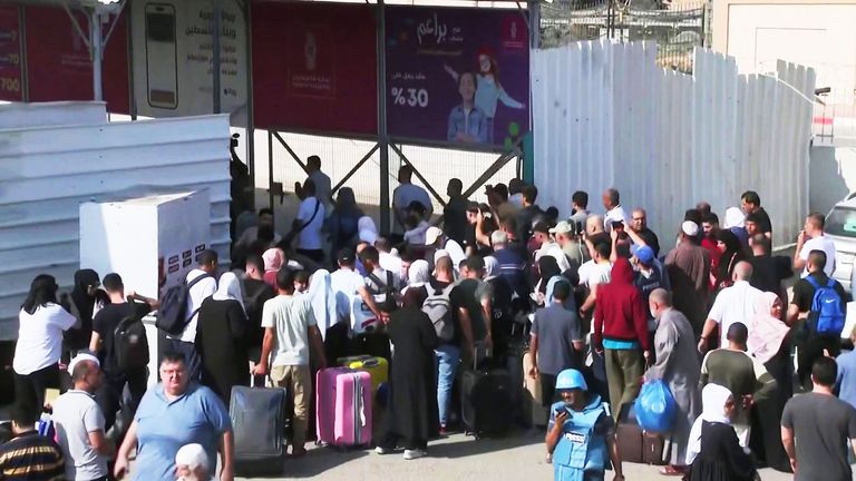 Israel-Hamas war: Rafah border opens, with teams awaiting UK nationals ...