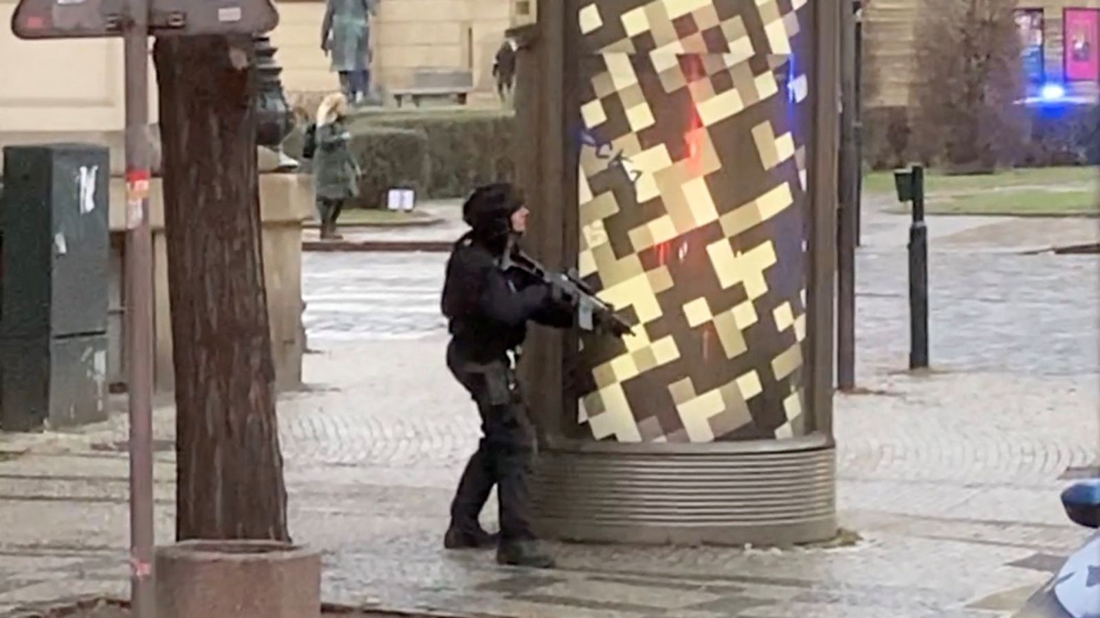 Prague shooting: 14 dead in Prague shooting, emergency services say ...