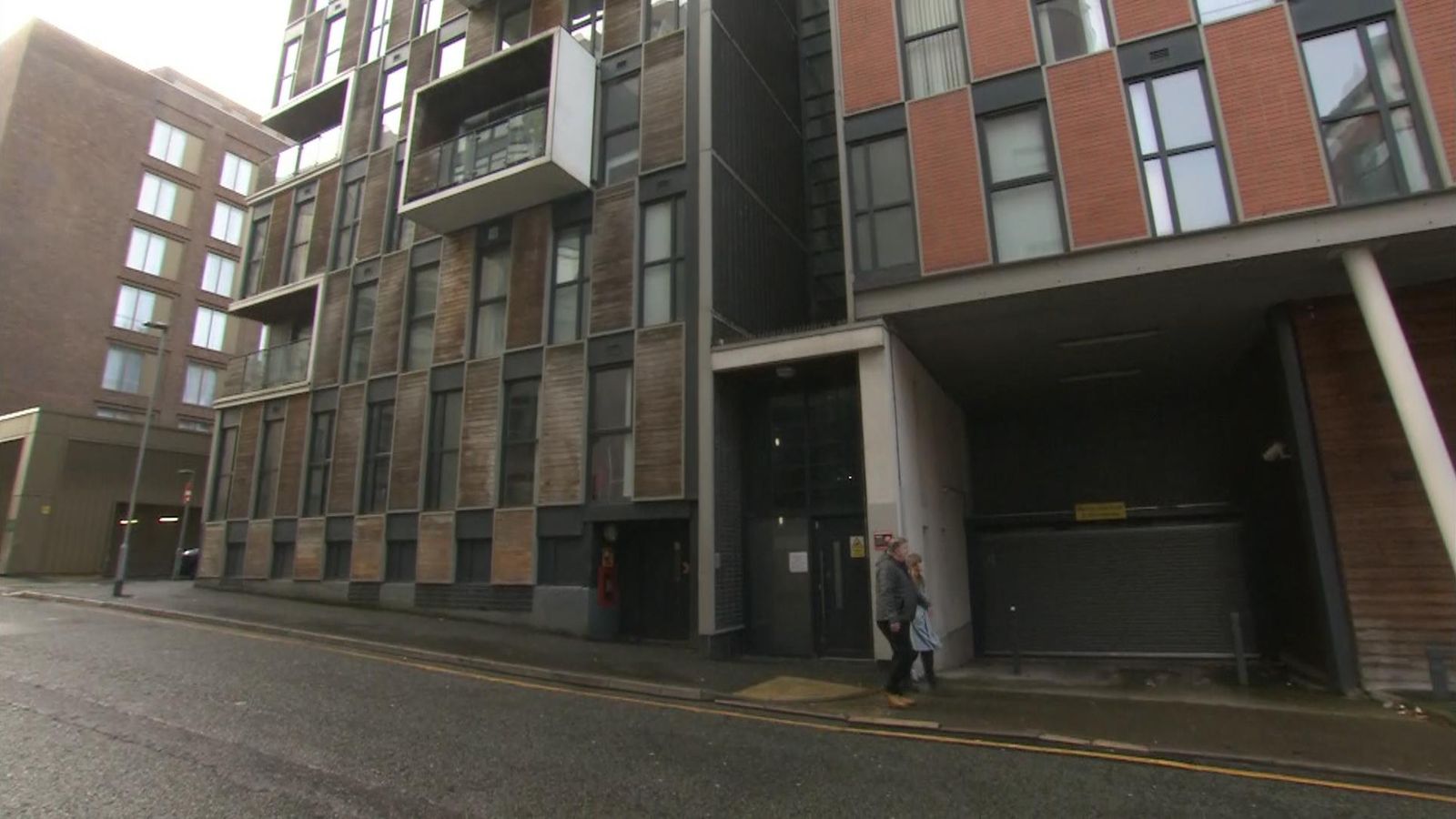 Cladding crisis latest: Nearly 10,000 people evicted due to safety ...