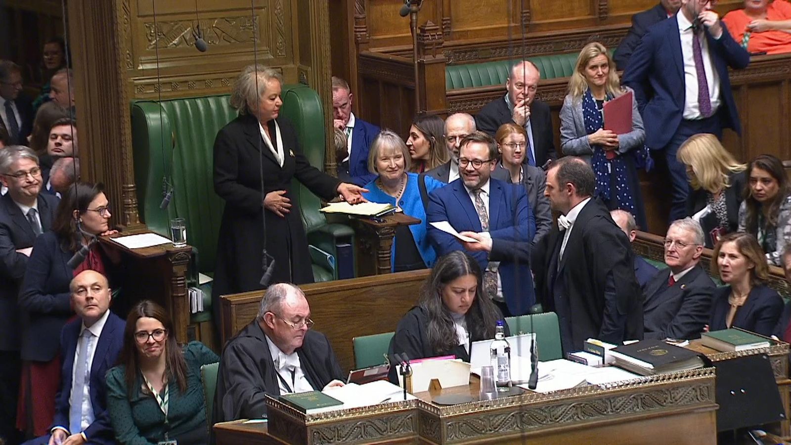 MPs vote in favour of Sunak’s Rwanda policy | News UK Video News | Sky News