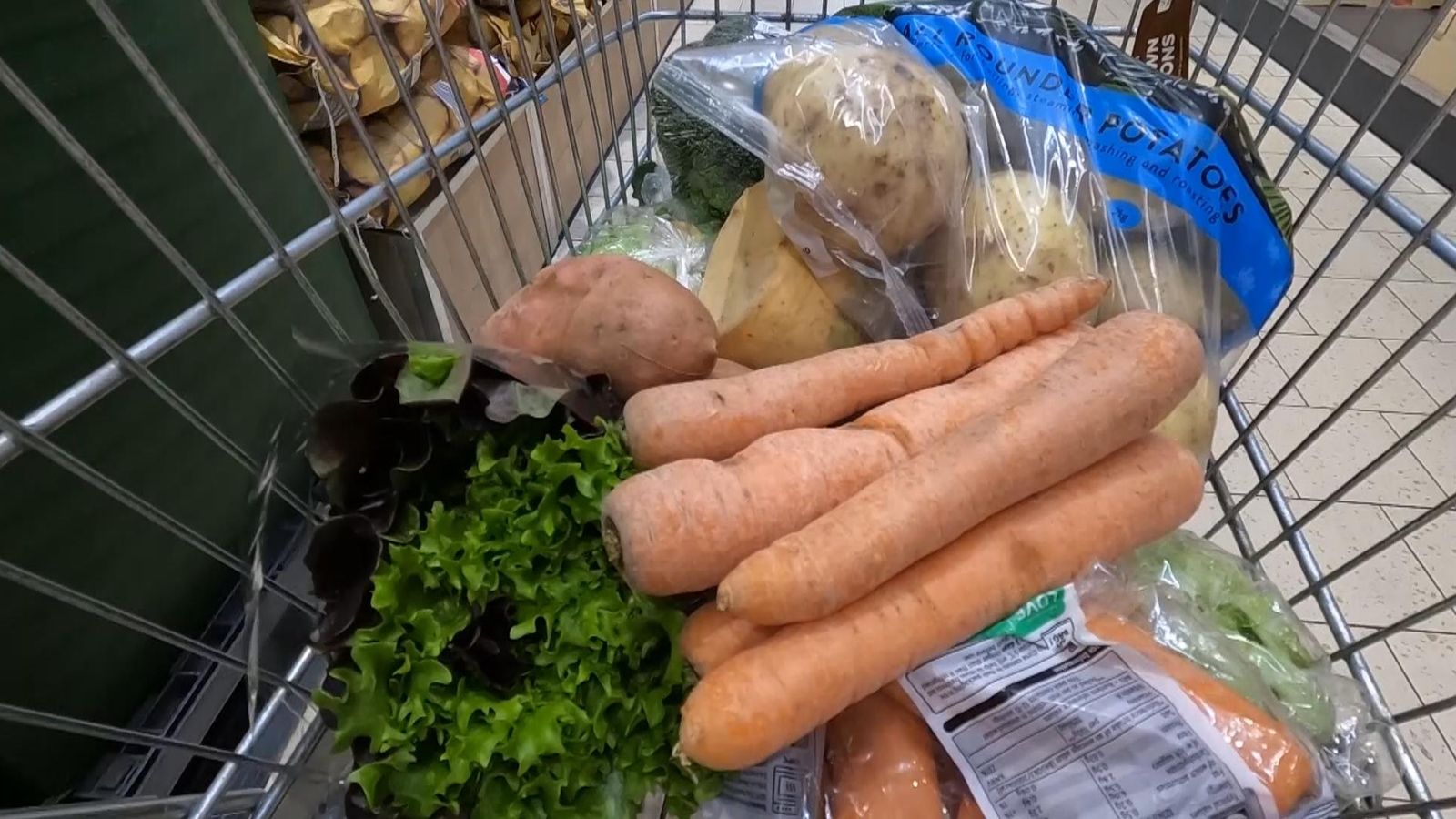 Farmers say industry 'on its knees' as they call for supermarkets to be ...