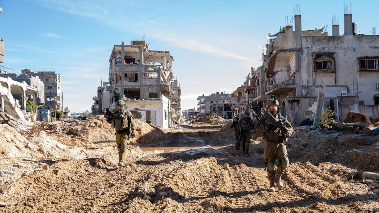 Israel-Hamas latest: 'Hezbollah rocket barrage' in northern Israel ...