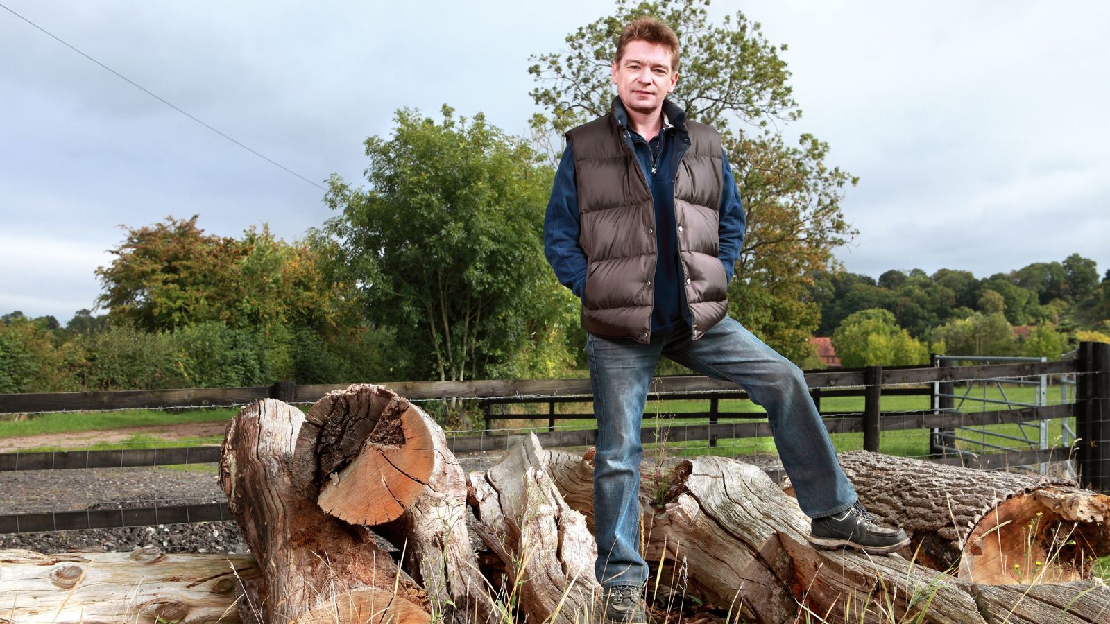 Archers and EastEnders actor Ian Pepperell dies at 53 | Ents & Arts ...