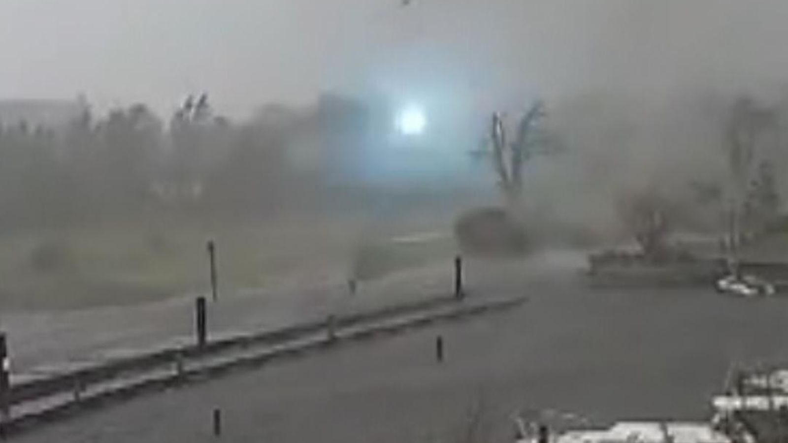 Ireland: Tornado causes damage to vehicles and buildings in County ...