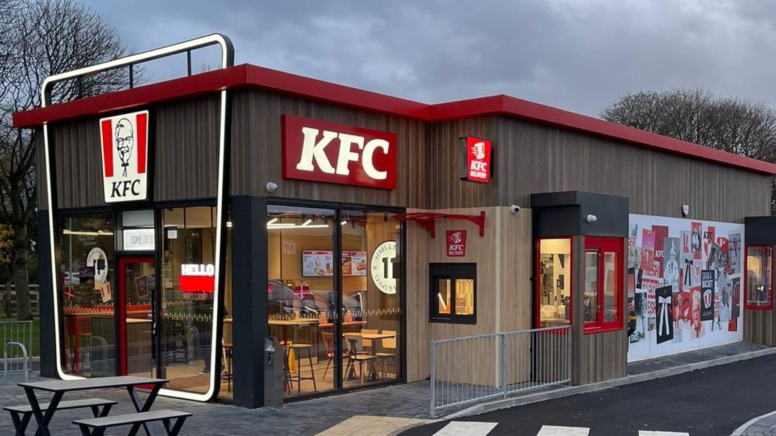 Money blog: KFC announces massive UK expansion - with 500 new shops and ...