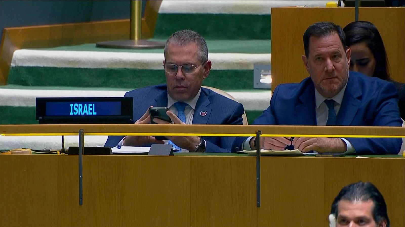 United Nations adopts resolution to call for an immediate humanitarian ...