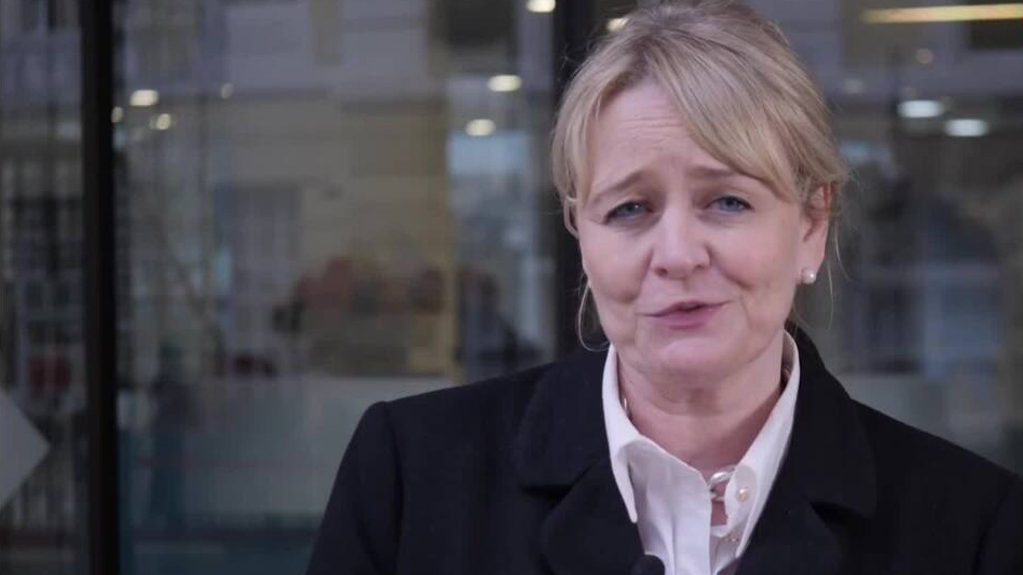 Labour leader reassures union bosses in row over workers' rights plans ...