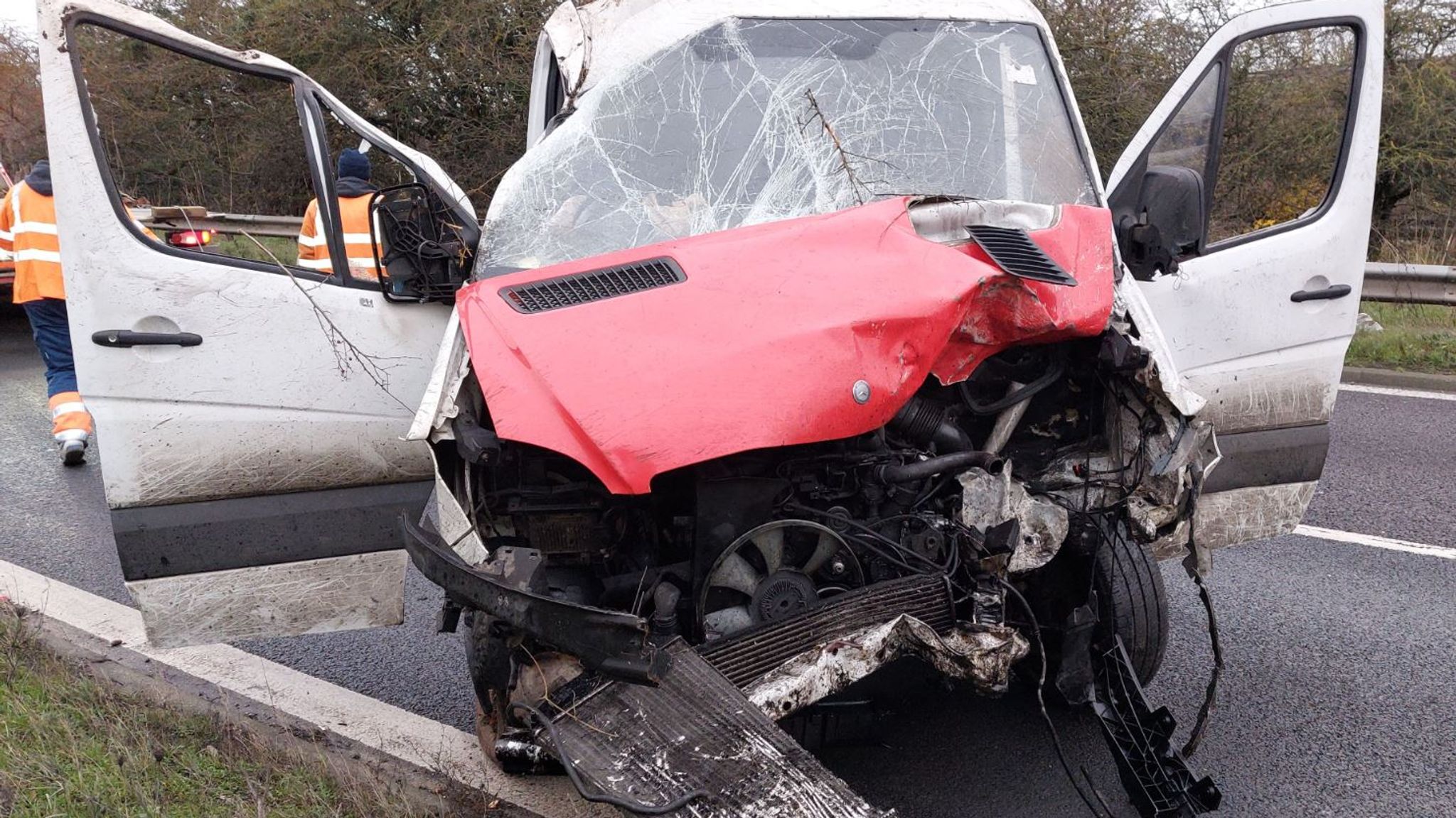 'Get out of your vehicle if you break down', police warn, as picture of ...