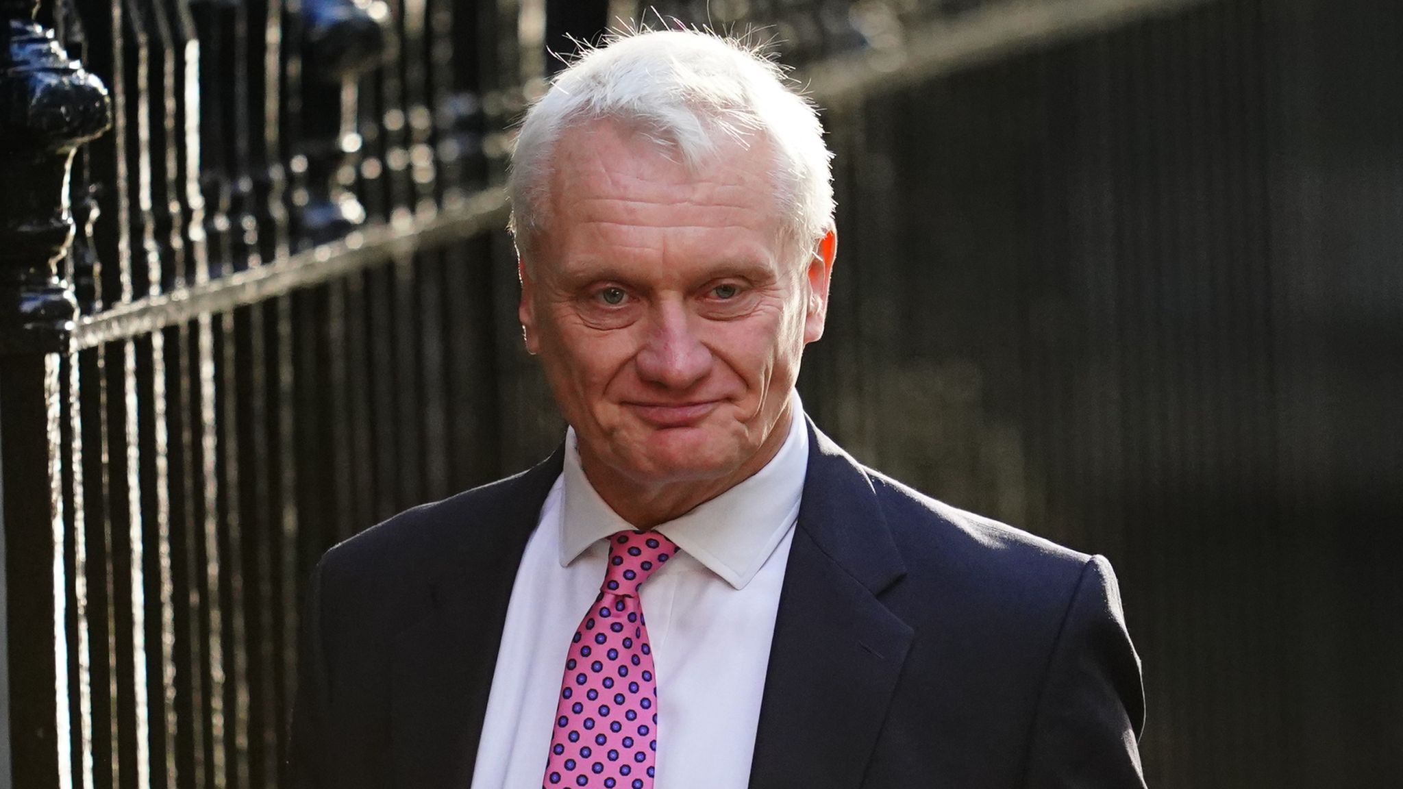 Graham Stuart: Energy minister stands down from government post to ...