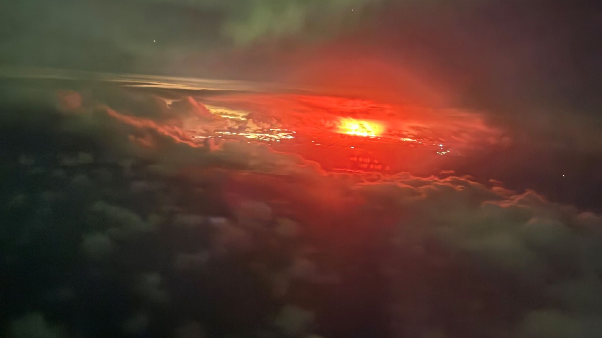 Iceland volcano: The best images and video from spectacular eruption on ...