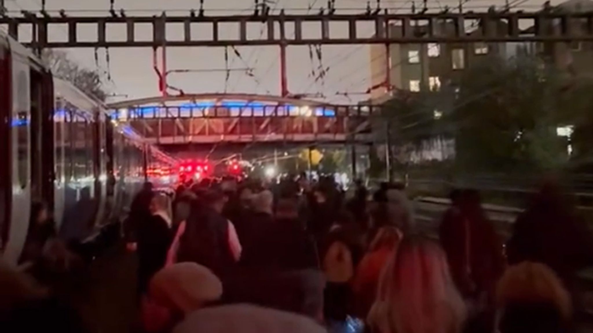 More rail disruption today after thousands of passengers were stranded ...