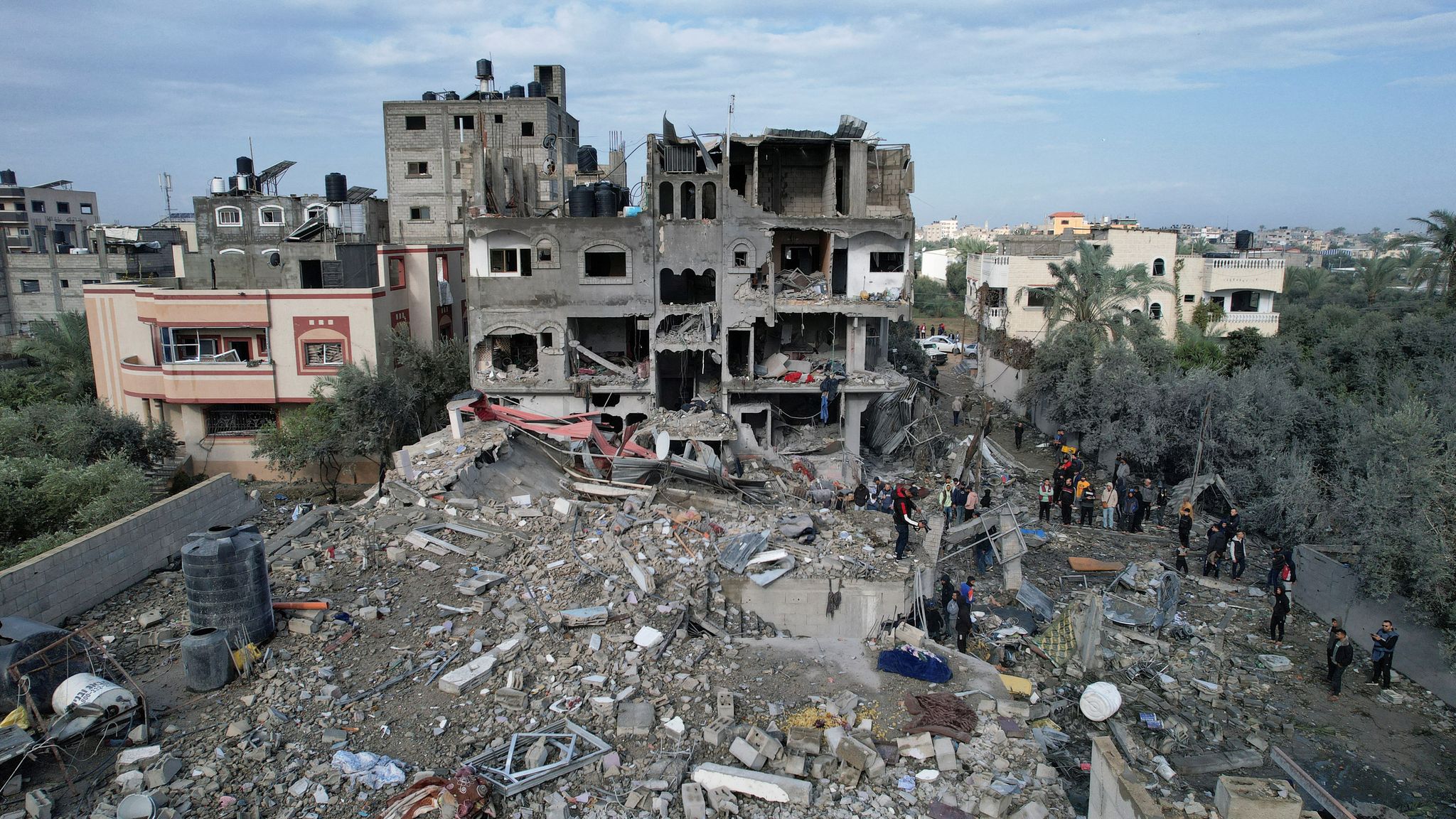 Egyptian plan for Israel-Gaza war ceasefire emerges - as Netanyahu aide ...