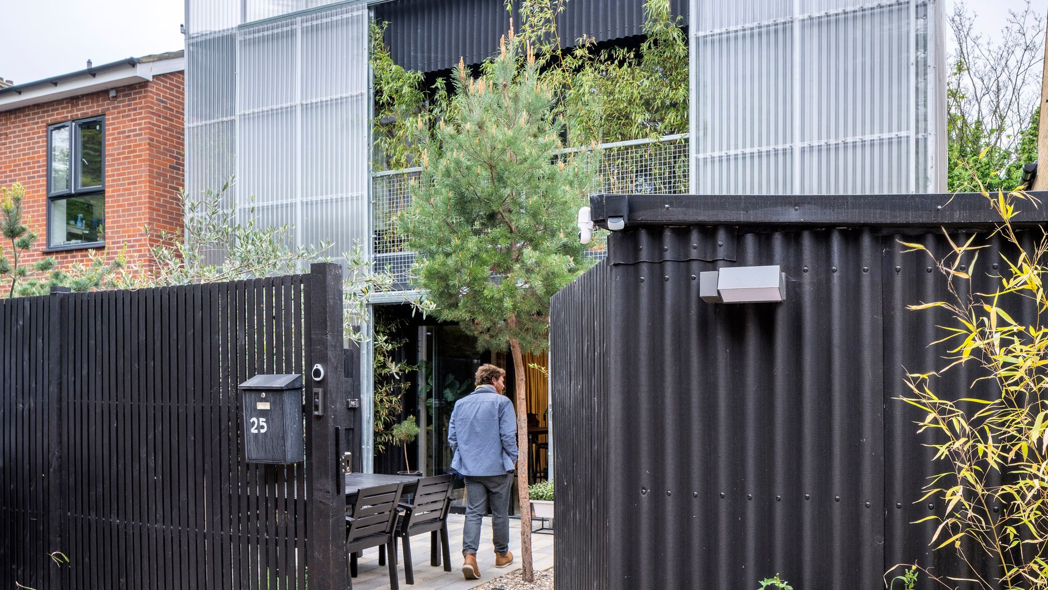 The luxurious five-bedroom 'domestic greenhouse' in Tottenham named ...