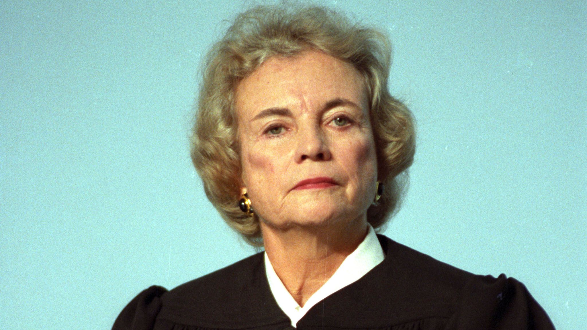 Sandra Day O'Connor: First woman on US Supreme Court dies aged 93 | US ...