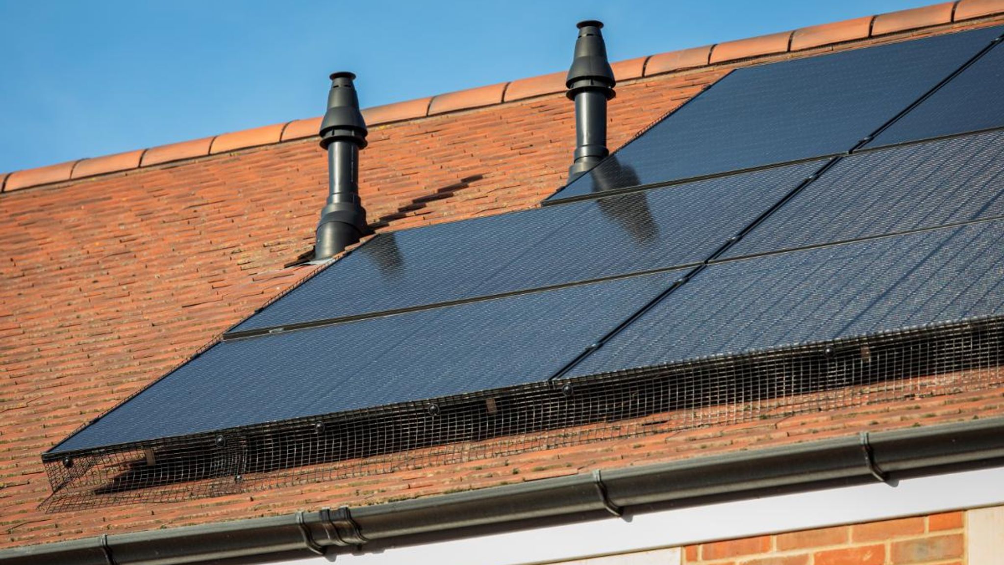 Angel investors take shine to solar subscription service Sunsave ...