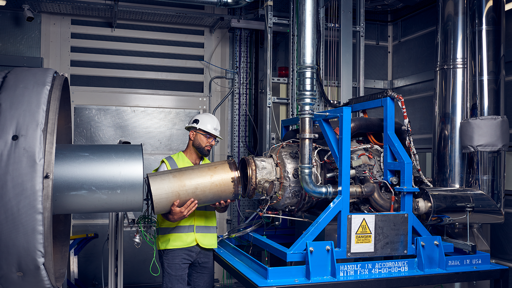 UK's first air capture plant is turned on to remove CO2 from the ...