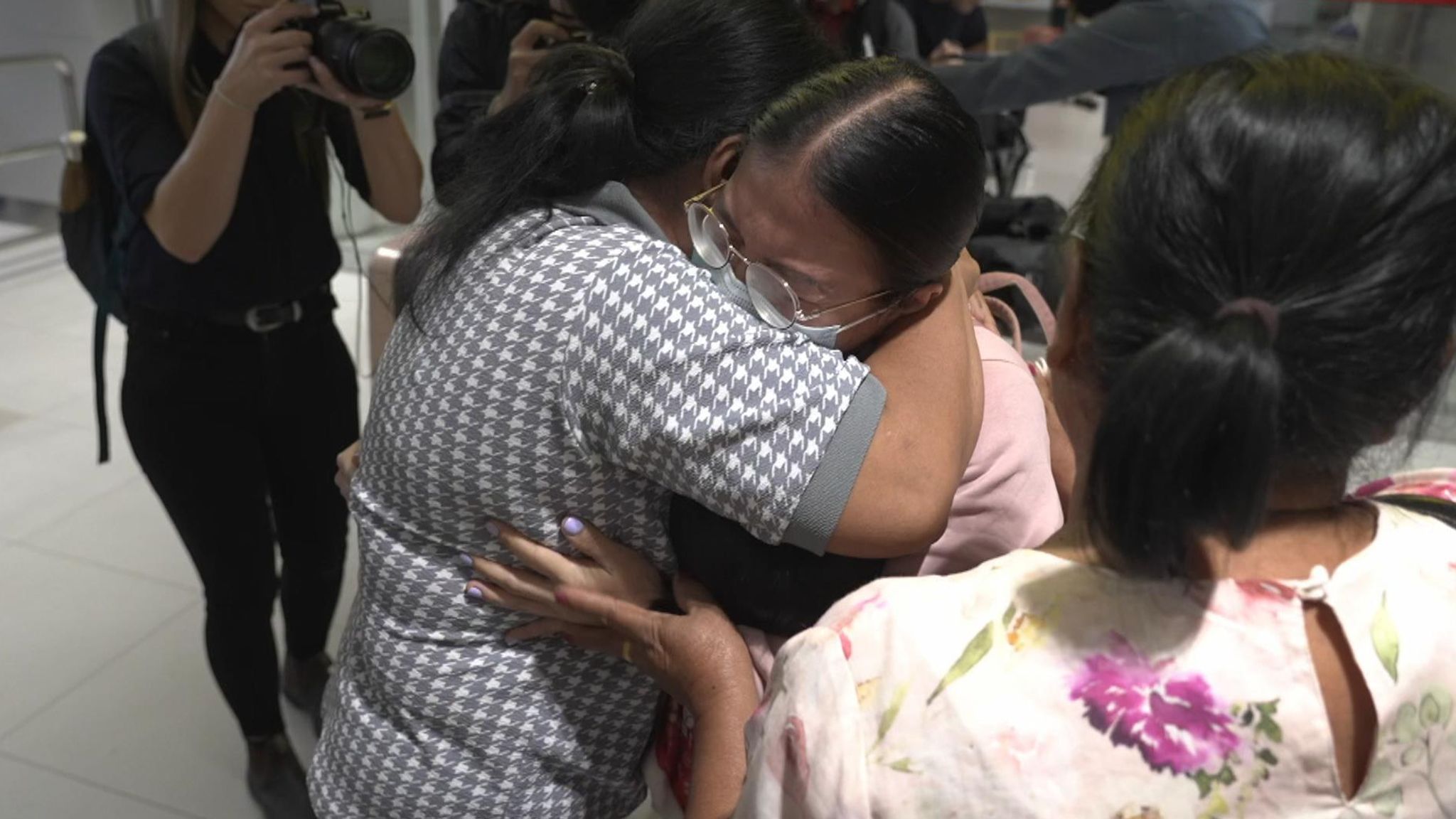 Thai hostage elated to be back with family - and says Hamas 'looked ...