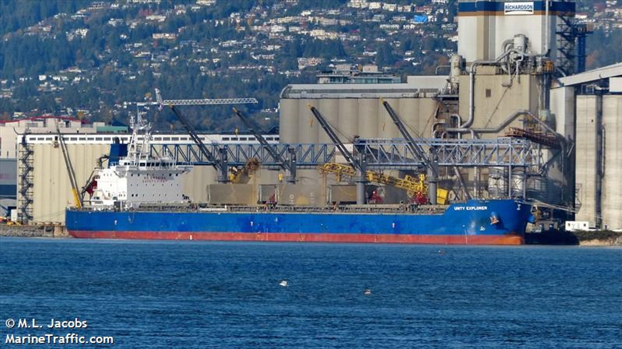 US 'considering all appropriate responses' as ships are caught in Red ...