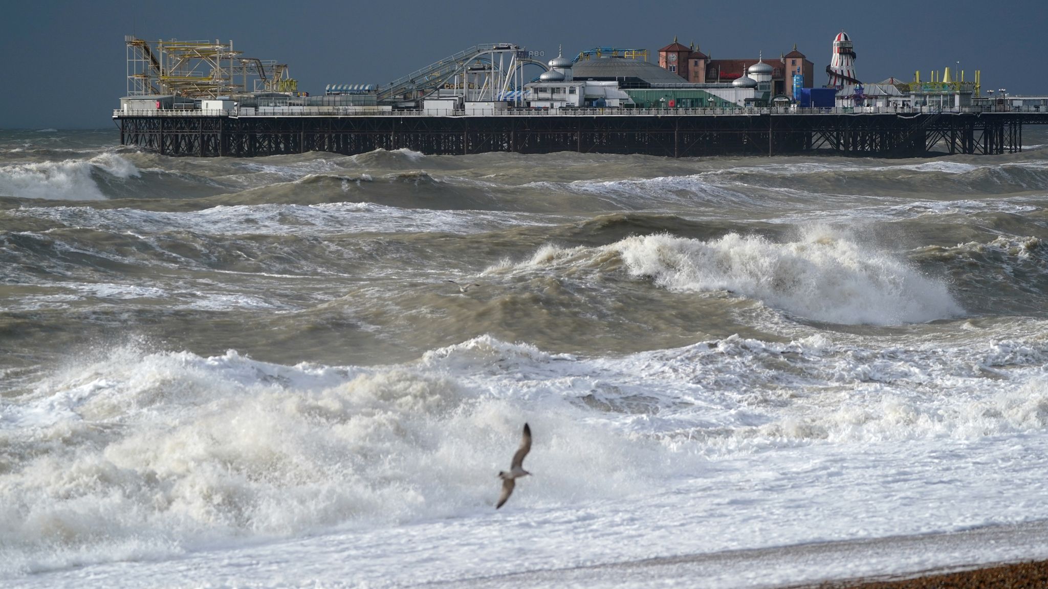 UK weather - live updates: New Year's Eve events cancelled amid severe ...