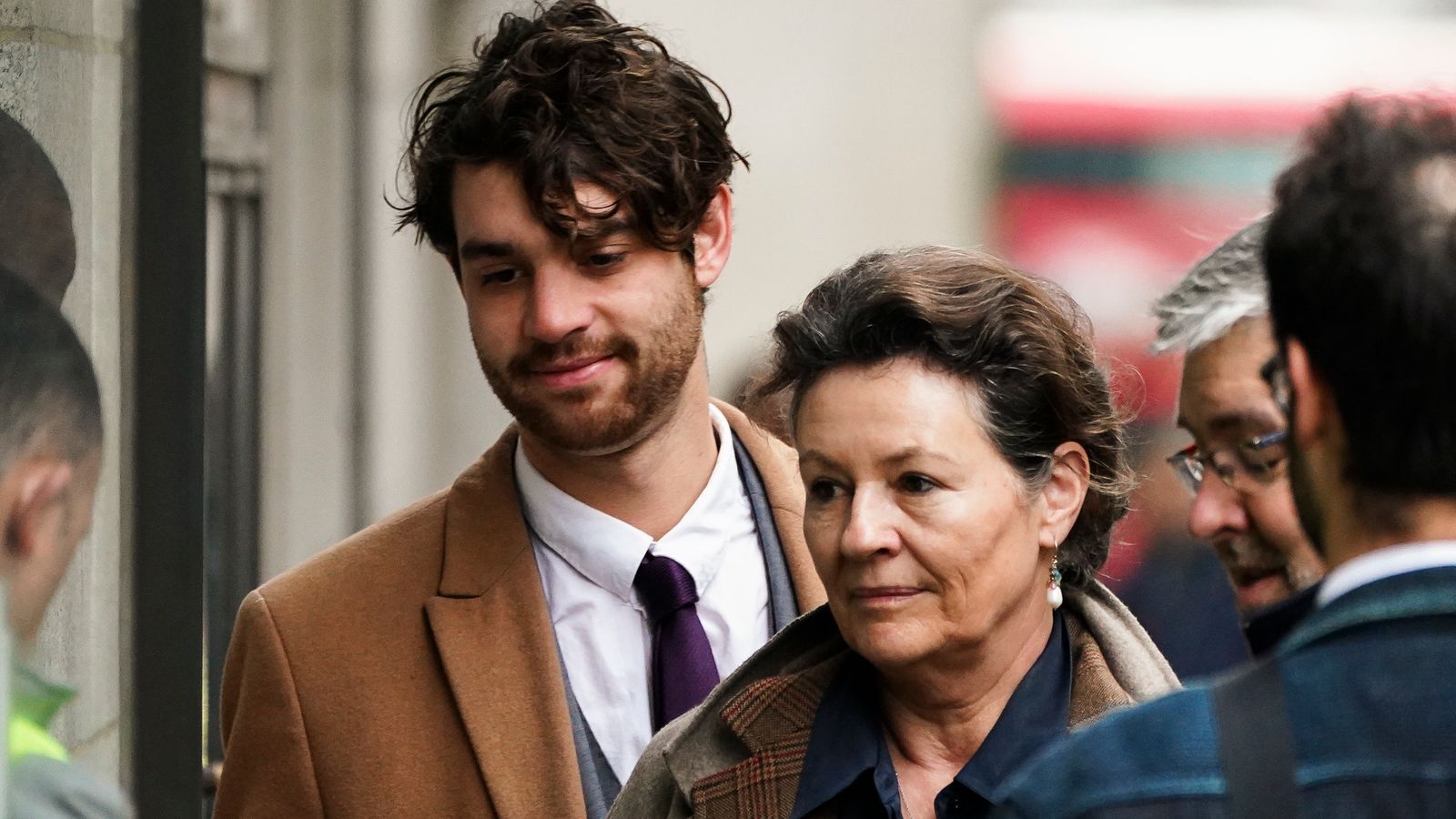 Why did Constance Marten and Mark Gordon go on the run? Why their older ...