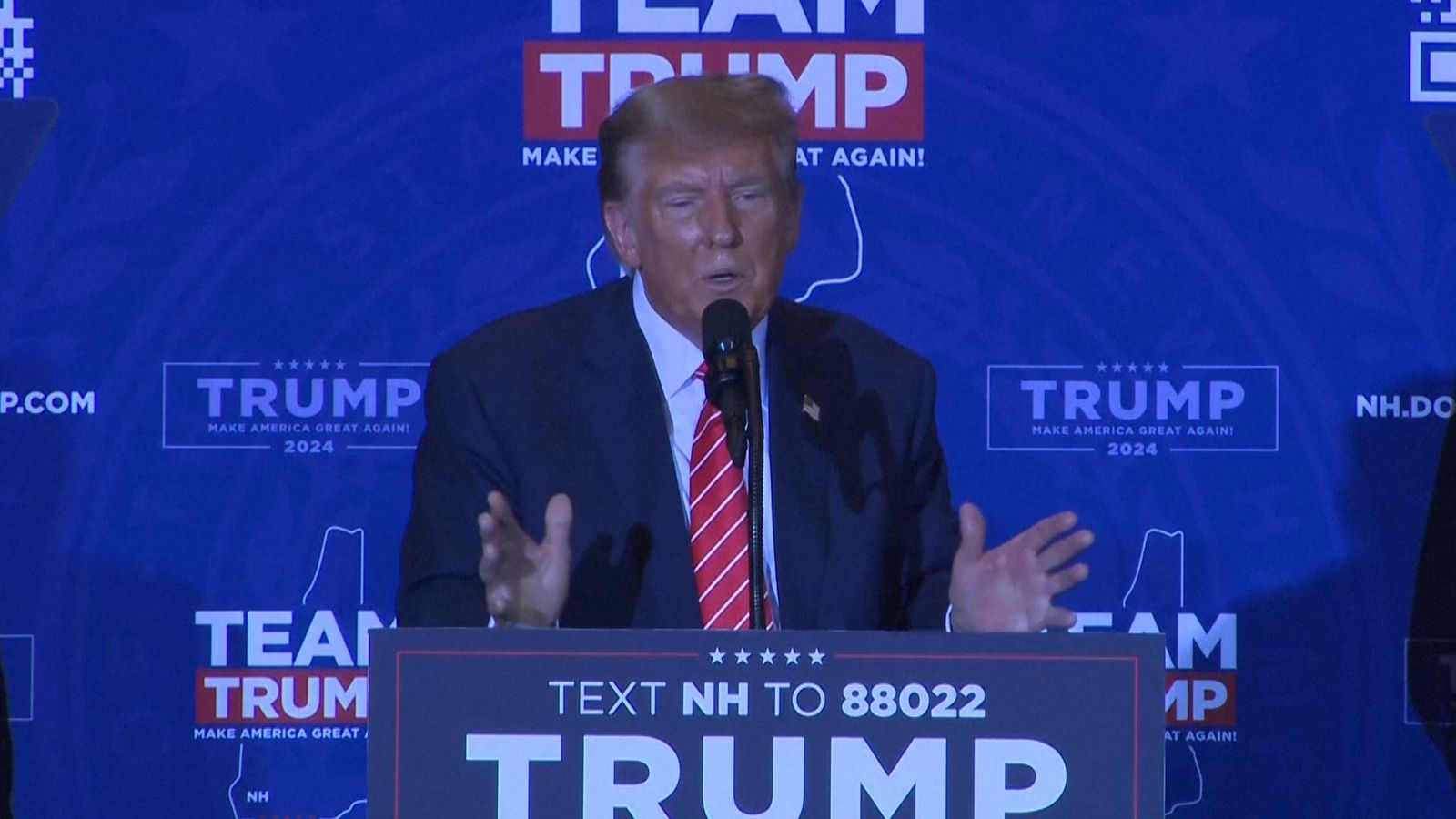 Donald Trump calls Republican opponent Nikki Haley 'birdbrain' during a ...