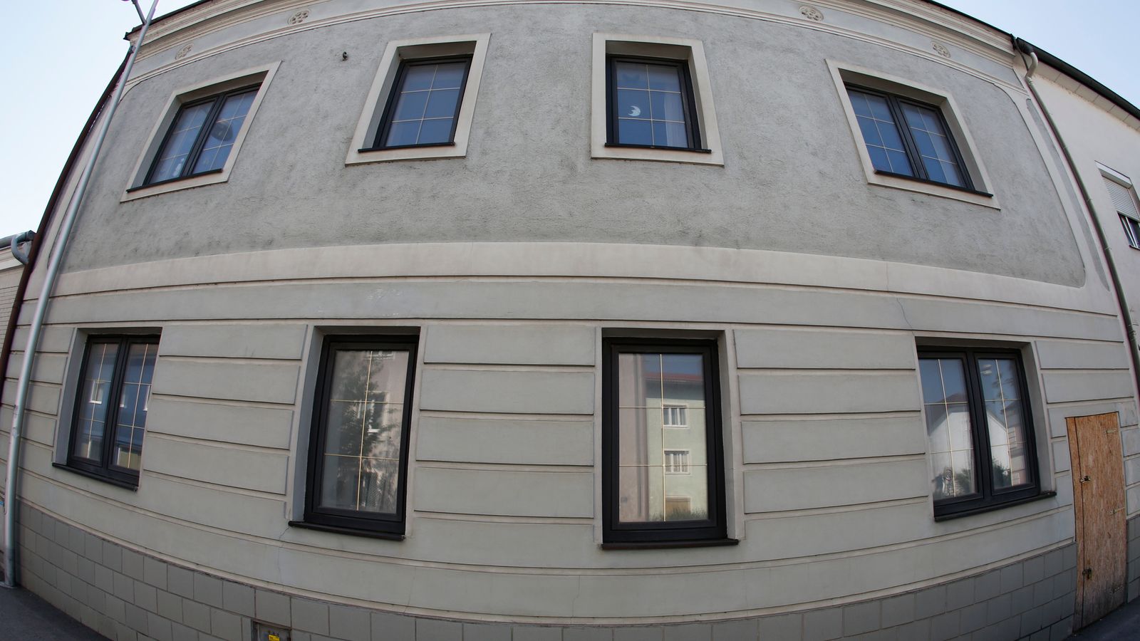 Josef Fritzl: Lawyer says Austrian who raped and enslaved his daughter ...