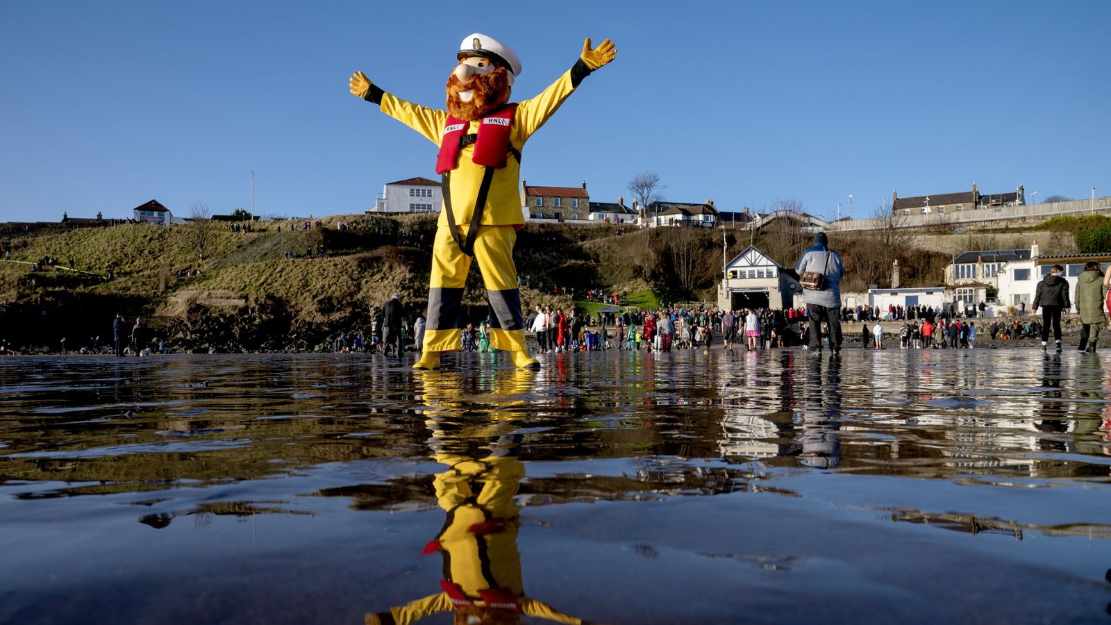 2024 celebrations continue with London's New Year's Day Parade and ...