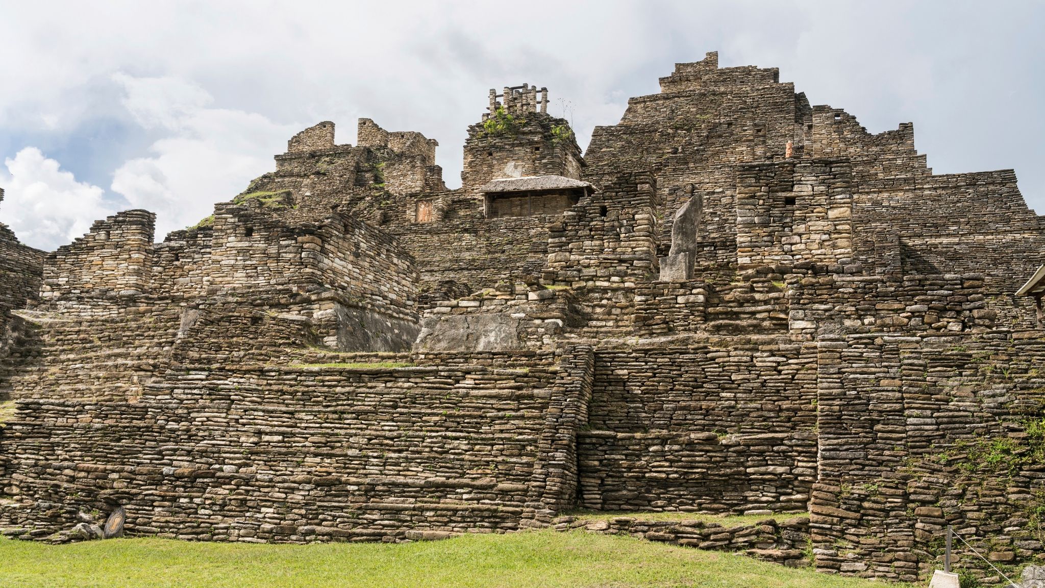 Ancient Mayan ruins in Mexico cut off due to drug cartel violence ...