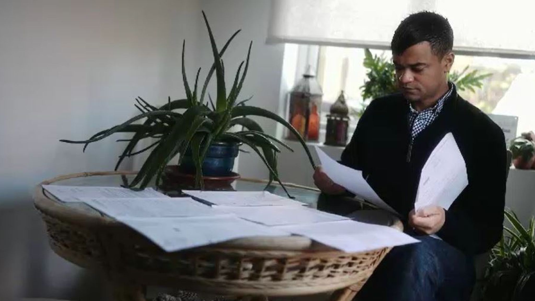 Thousands are being targeted by harsh HMRC tax-collecting scheme linked ...