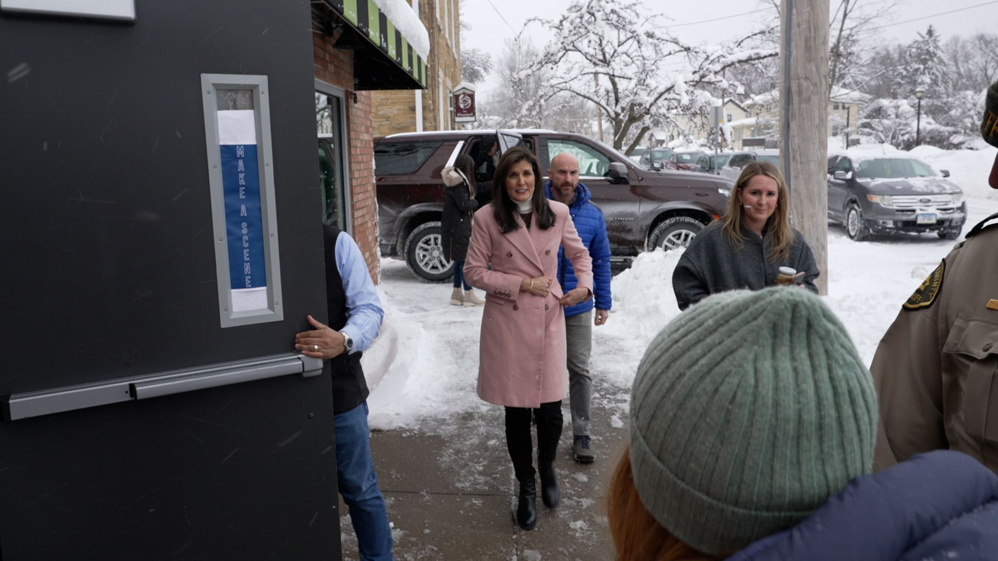 Iowa caucuses: It might take more than a winter storm to knock Trump ...