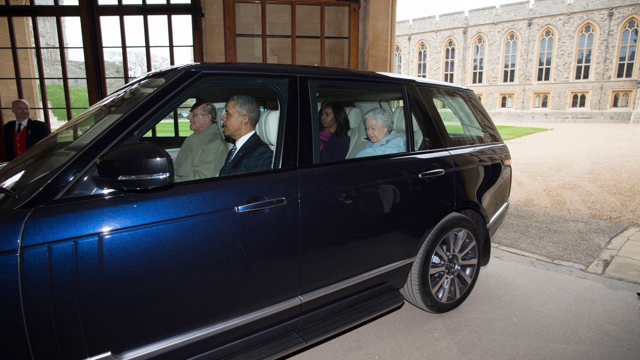 Queen Elizabeth II's Range Rover - complete with royal tweaks - up for ...