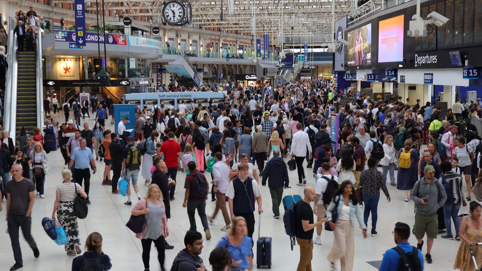 UK population projected to hit 70 million in two years | UK News | Sky News