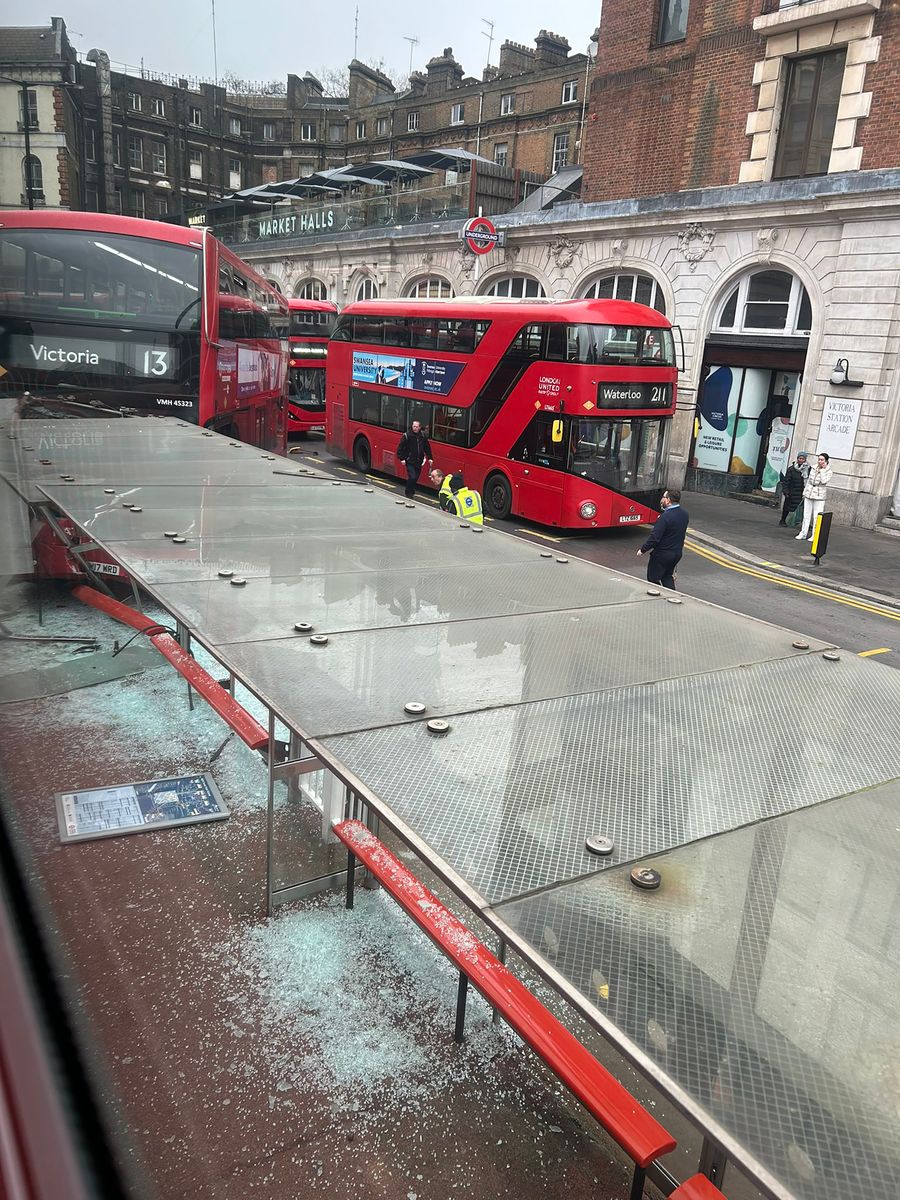 Pedestrian dies after being hit by bus outside London Victoria bus ...