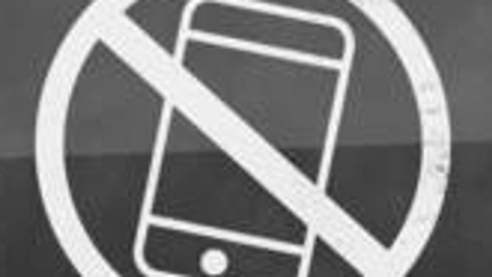 Phone ban: What is the new guidance on mobile phones in schools in ...