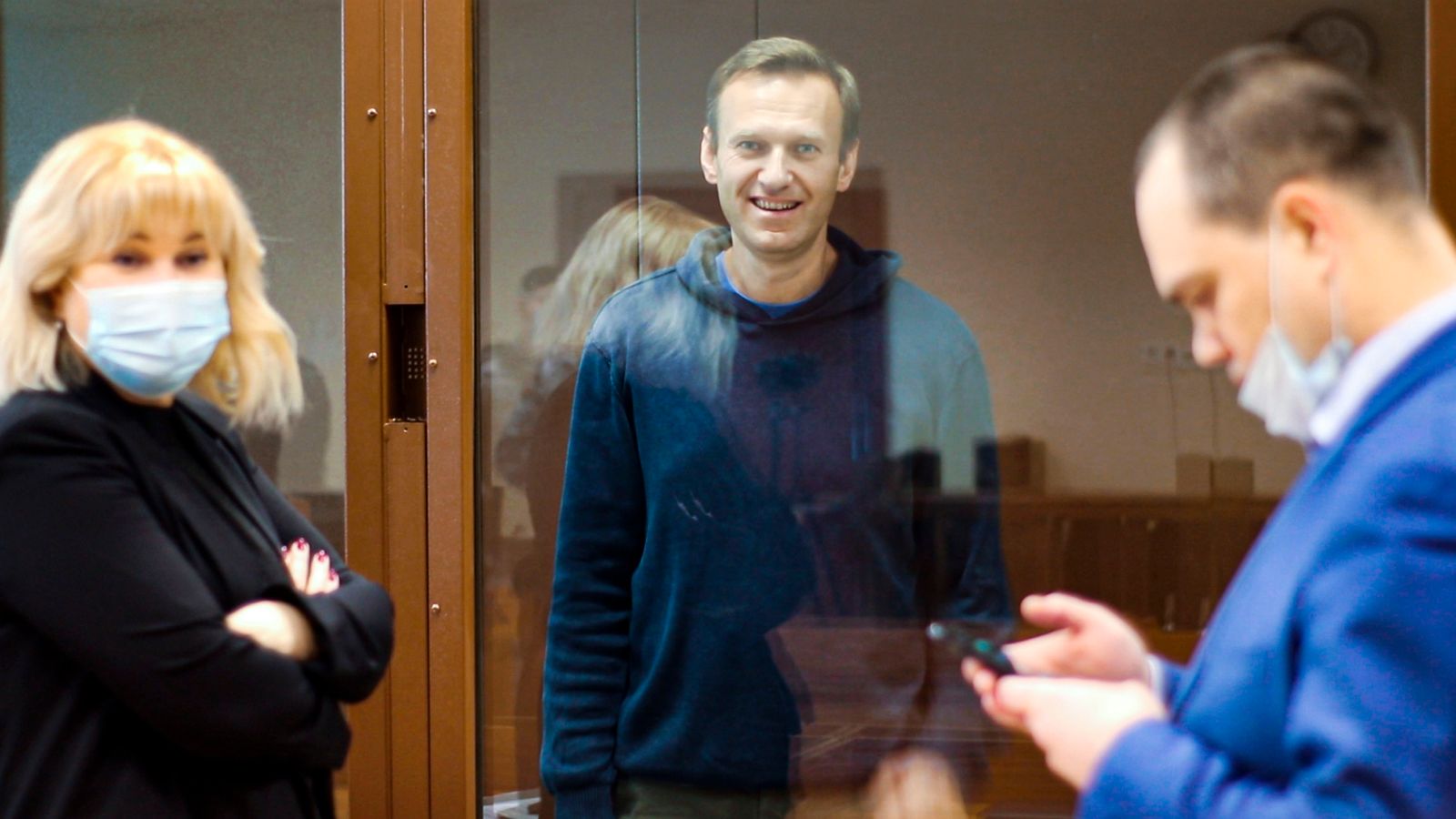 Alexei Navalny: Extraordinary life of the man who called for Russia's ...