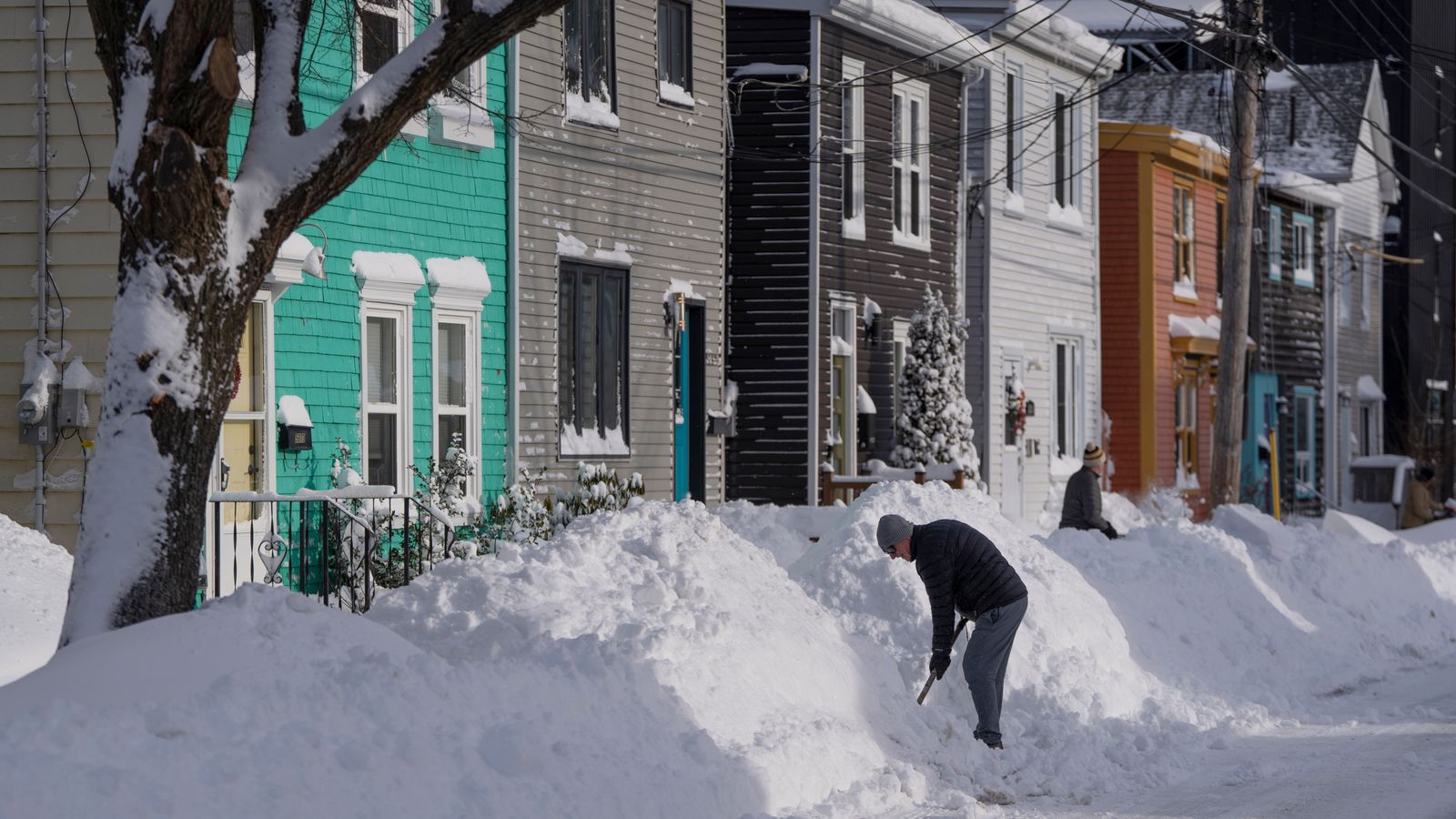 Storm Nor'easter: US and Canadian cities deal with aftermath of ...