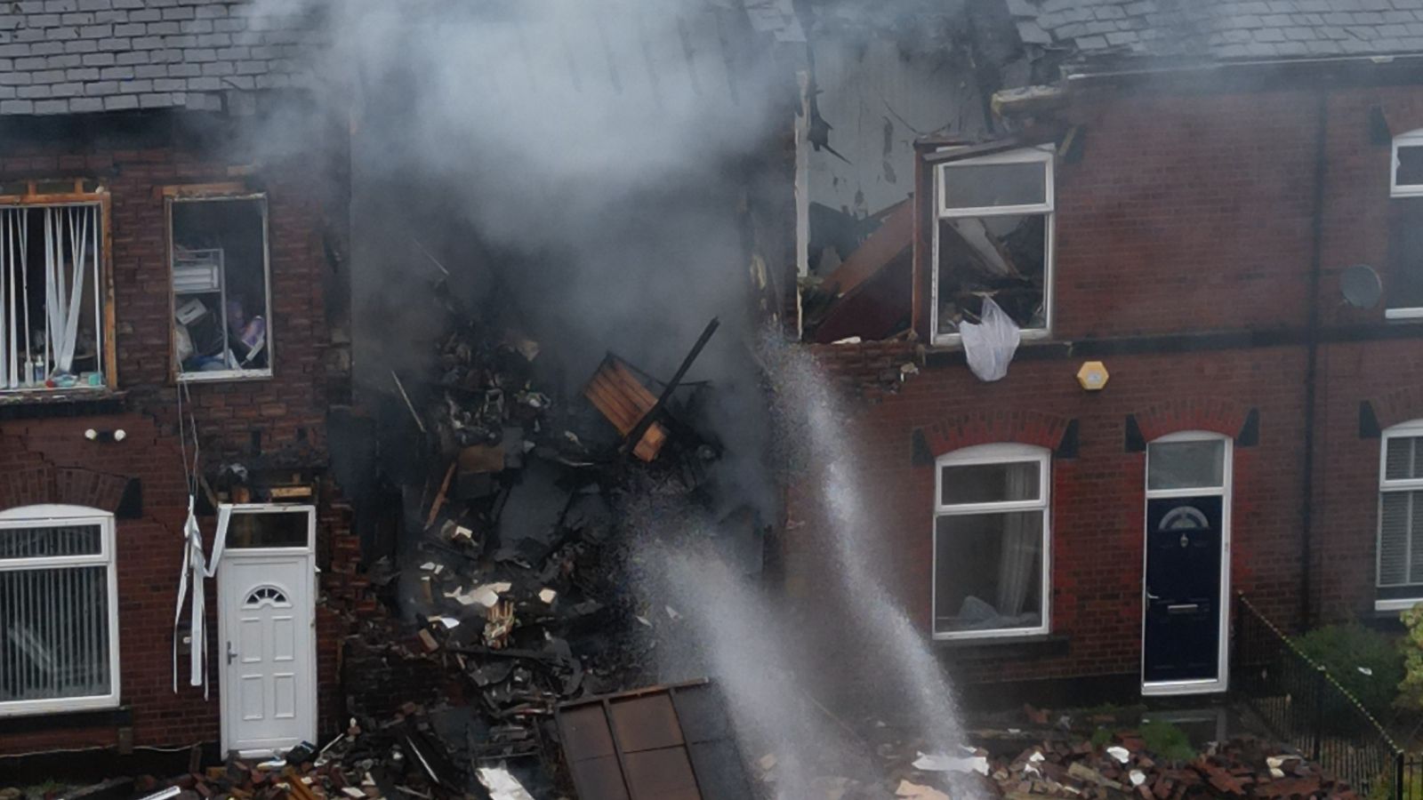 Primary school evacuated after 'gas explosion' in nearby house | UK ...