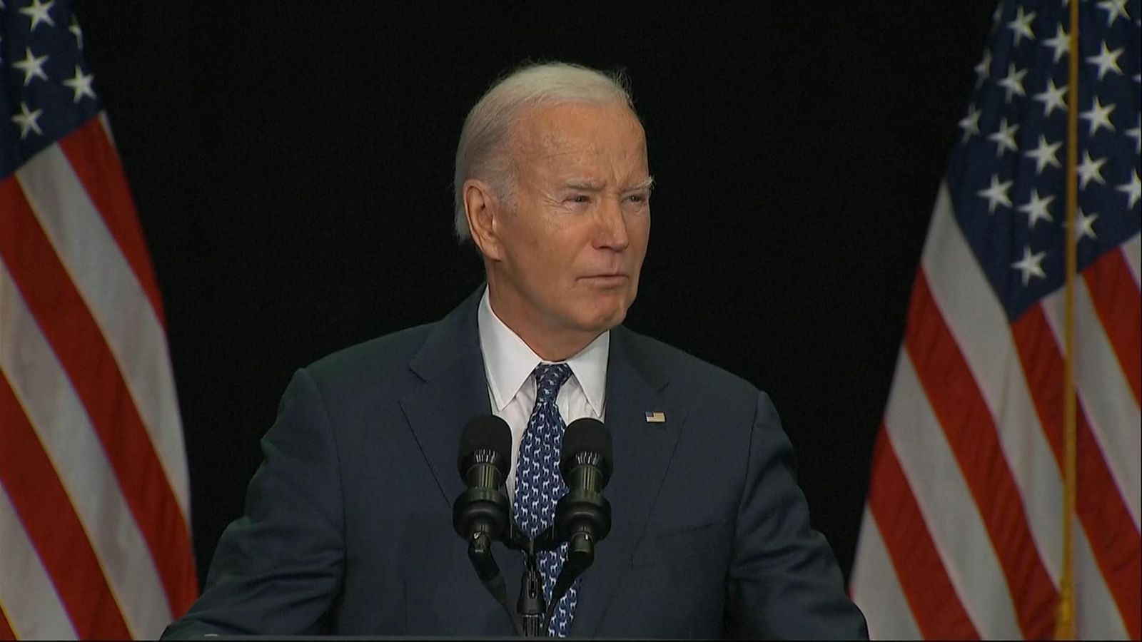 Biden an 'elderly man with poor memory' who 'wilfully retained ...