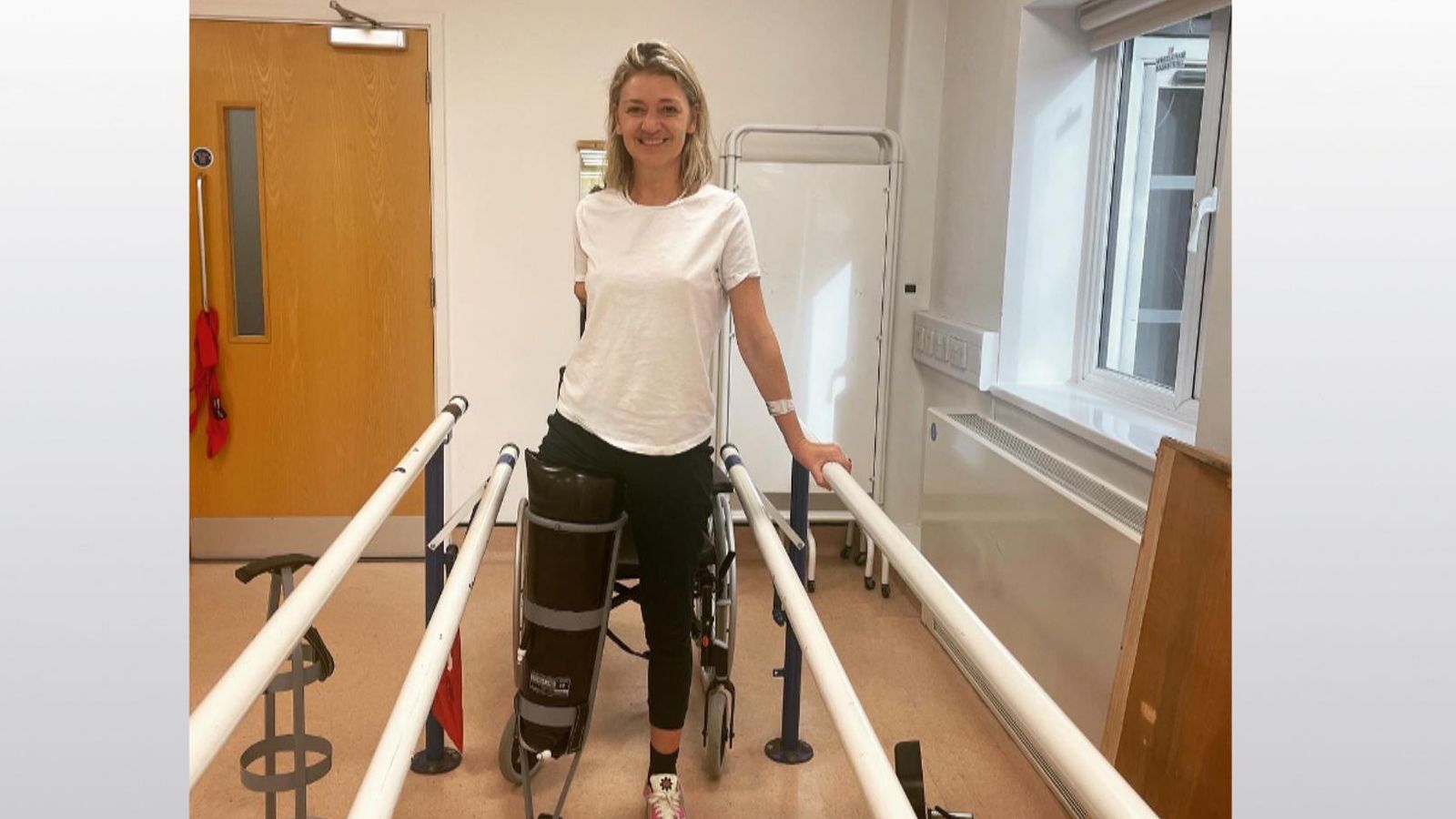 Sarah de Lagarde, who lost arm and leg in Tube accident, sues TfL | UK ...